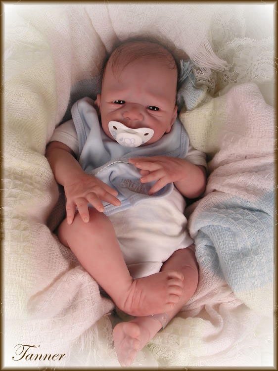 Tanner sans corps - CrearticaDoll